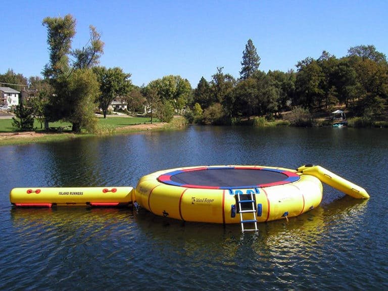Top 5 Best Water Trampolines - TopFiveMe Outdoor